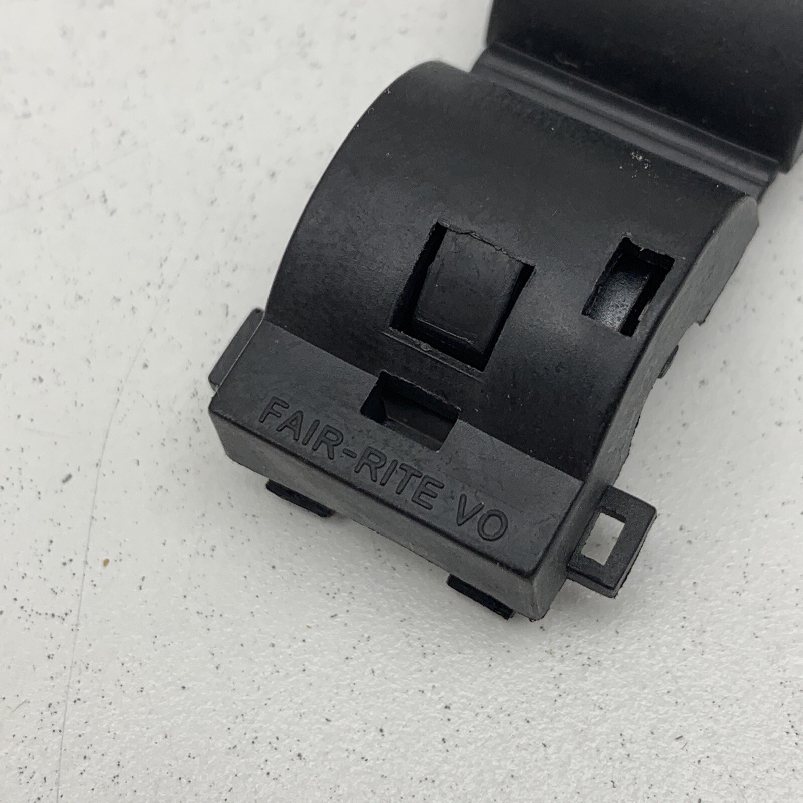 (10-Pack) Fair-Rite VO Openable Split Core Ferrite Clamp, 6mm Cable | eBay