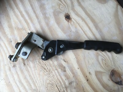 LAND ROVER DEFENDER 110/90 HANDBRAKE LEVER-LOW MILES | eBay UK
