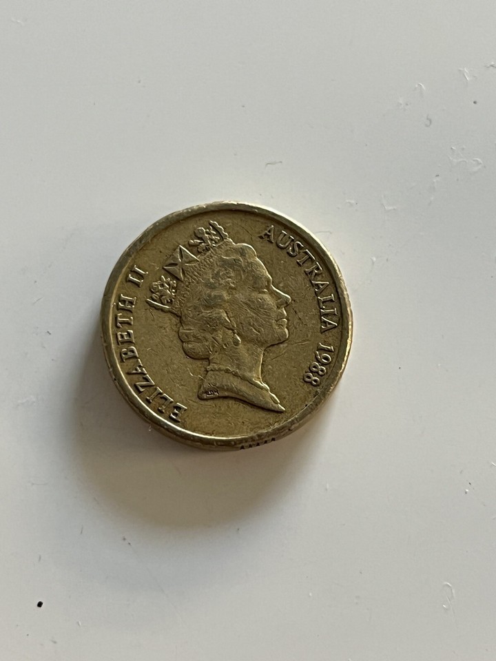 *TRUE RARE 1988 Australian $2 COIN HH RDM initials circulated* Round ...