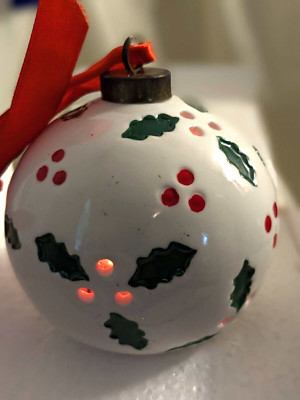 4.5" Flameless Light Up Luminary Illuminated Ornament Ball Holly Berry ...