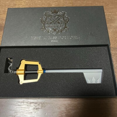 Kingdom Hearts Disney Ambassador Hotel Limited Keyblade Room Key【mint ...