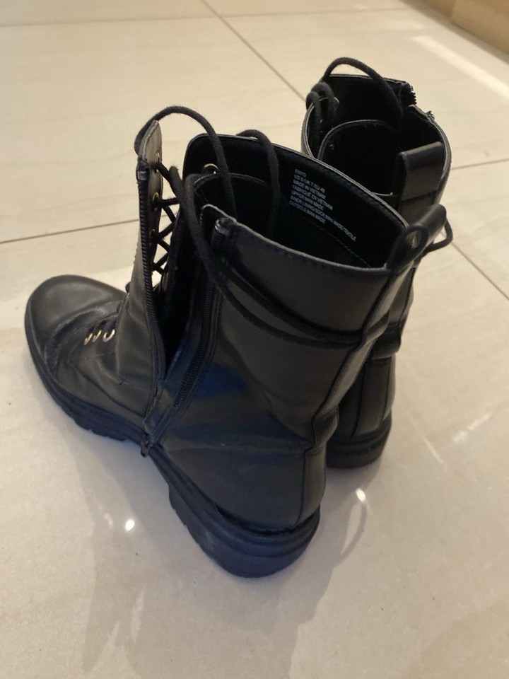 JustFab Women's Boots Size 7 UK Black Laced Ankle High Combat Shoes ...