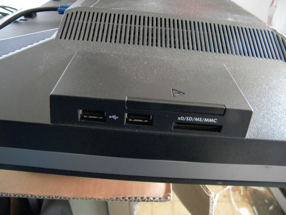 Dell UltraSharp U2410F 24" 1920x1080 LCD Monitor HDMI Composite DP DVI ...