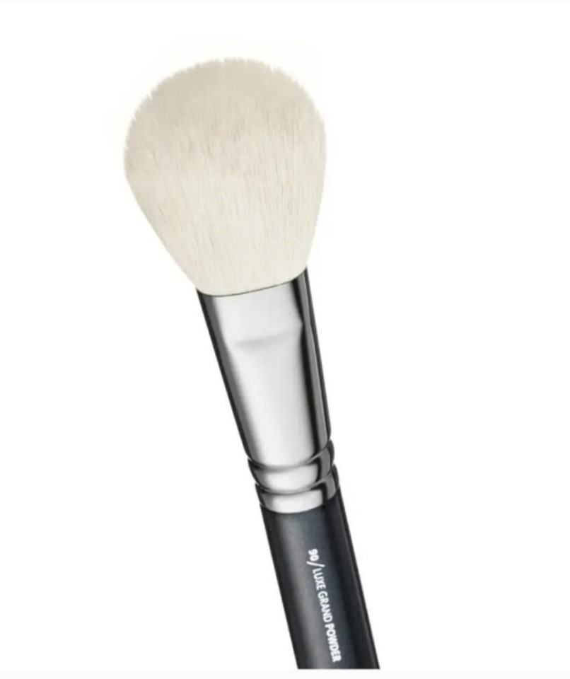 ZOEVA 090 Luxe Grand Powder Brush, New in Packaging | eBay