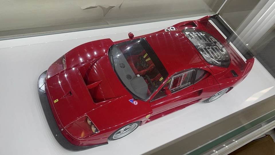 DEAGOSTINI BUILD FERRARI F40 COMPETIZIONE 1/8 SCALE custom built model ...