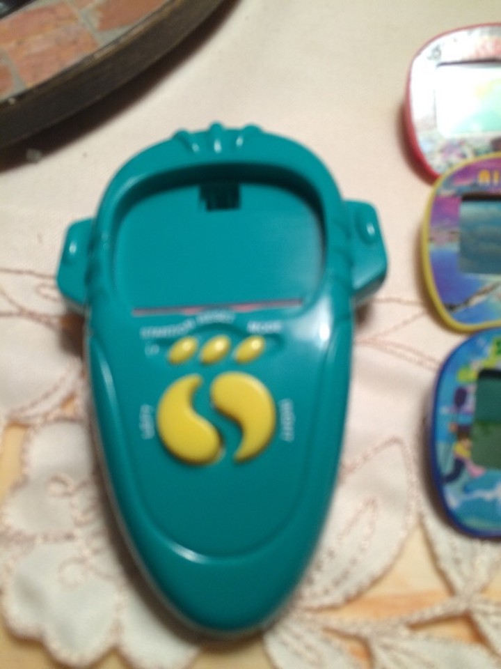 Electronic Handheld Travel Game Pocket Size CE Lot Of 11 Games Air ...