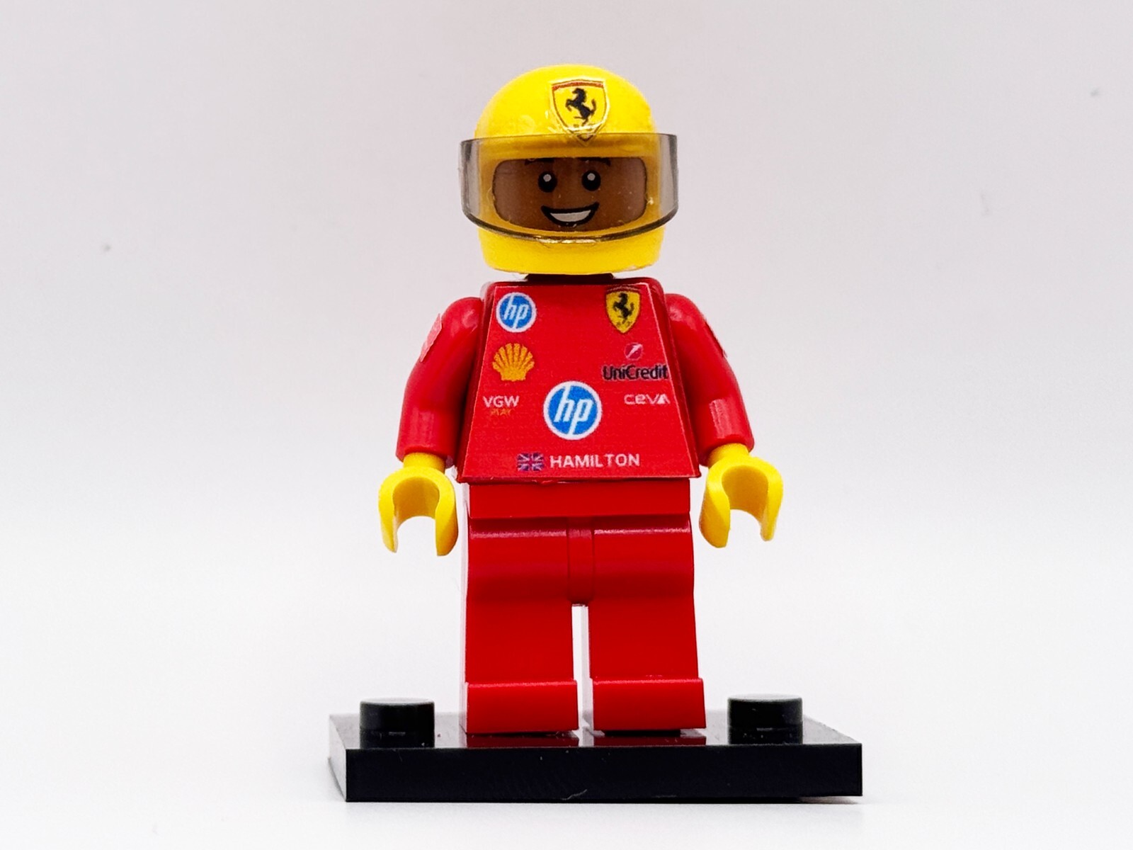 LEGO F1 Formula 1 Minifigure Racing Driver - Lewis Hamilton at Ferrari ...