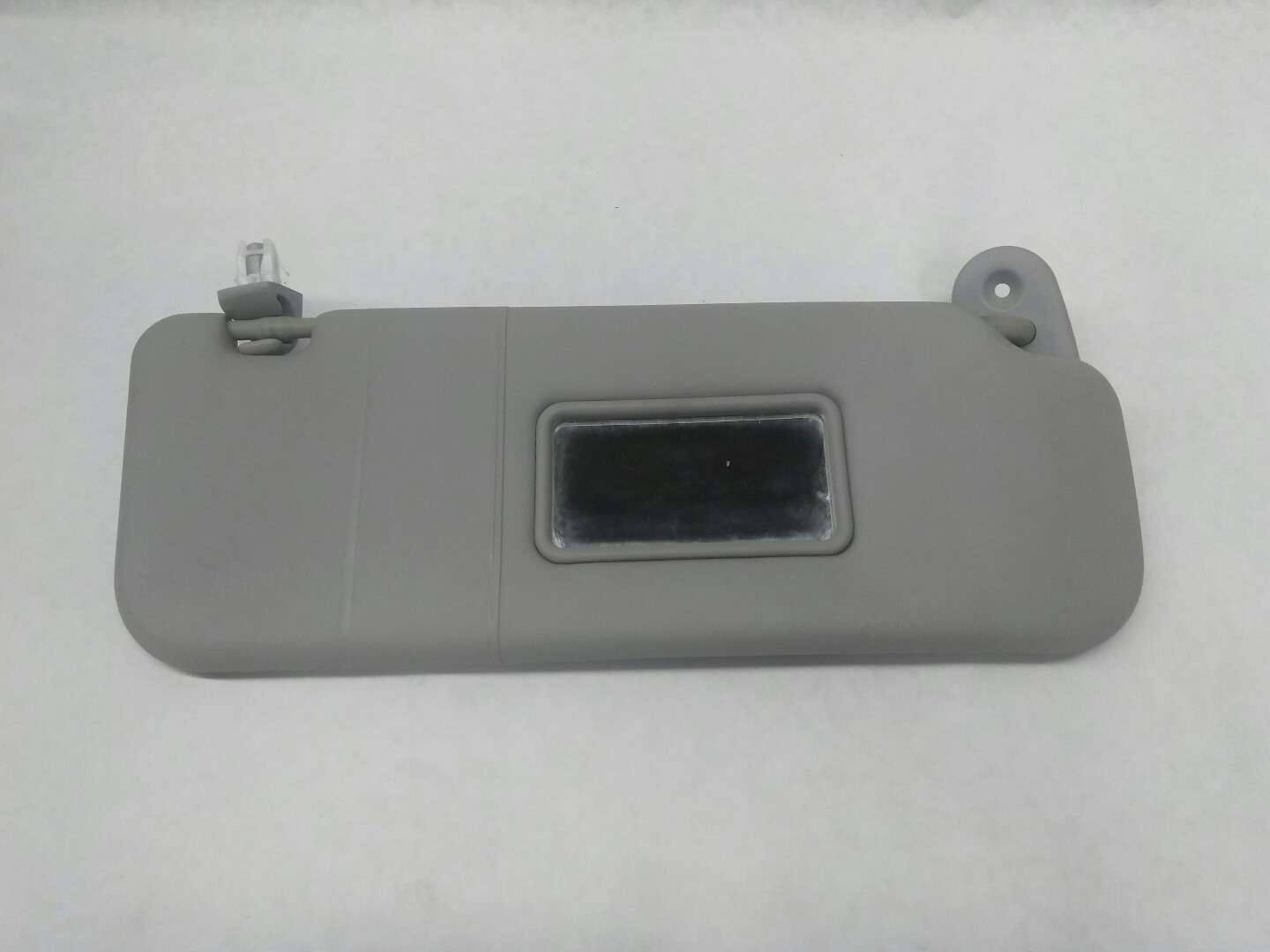 03-08 TOYOTA COROLLA MATRIX VIBE SUN VISORS SHADES RIGHT PASSENGER OEM ...