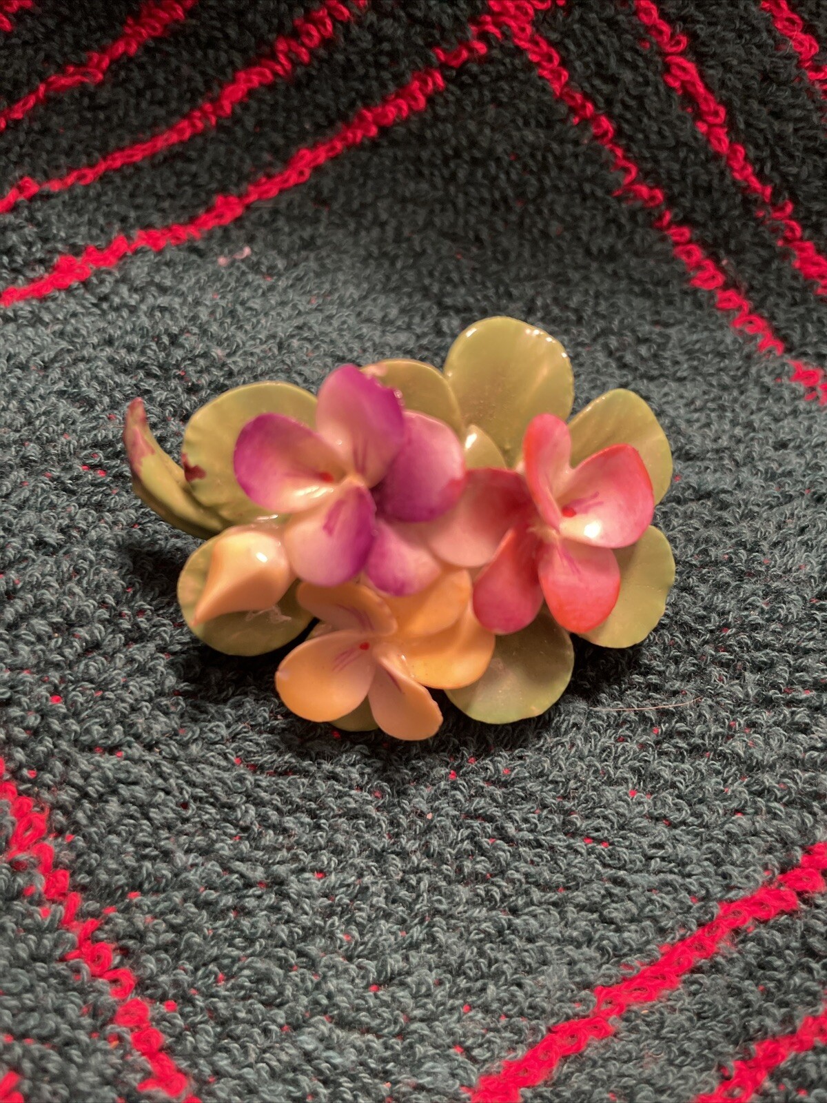 cara china staffordshire brooch - Gem