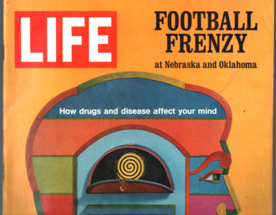 LIFE MAGAZINE NOVEMBER 26 1971FOOTBALL FRENZY AT NEBRASKA & OKLAHOMA | eBay
