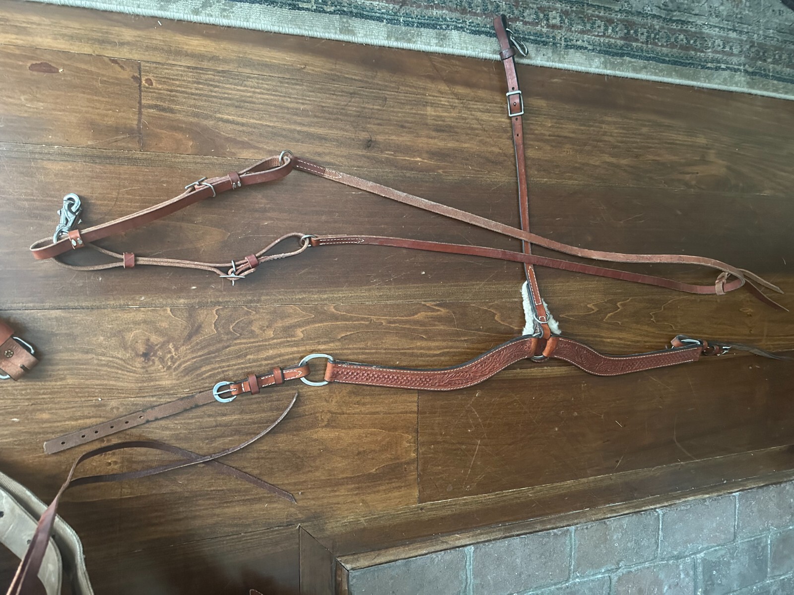 circle y flex 2 saddle 16 Wide, breast collar, flank, girth, and reins ...