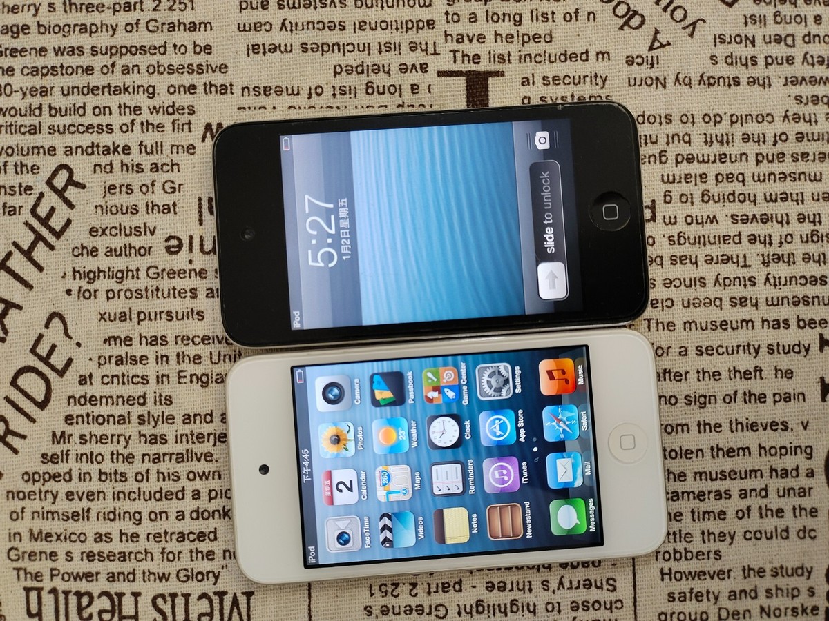 Ipod Touch 5g Black Vs White