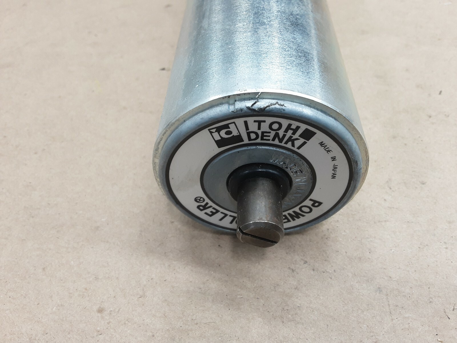 Power Moller PM605AS-8-700-3-230 230V 28.75'' ROLLER Power Conveyor ...