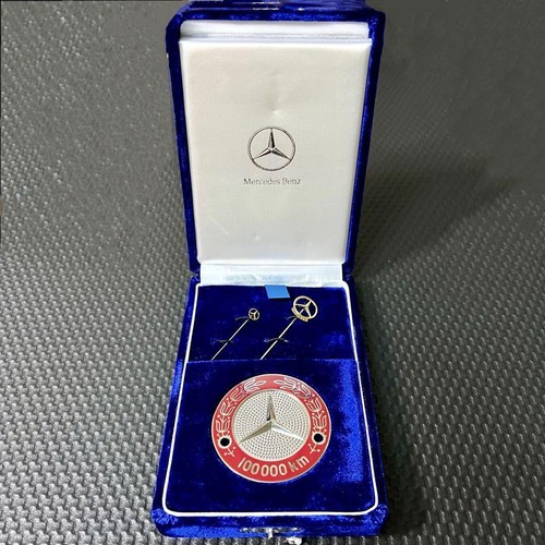 Mercedes Benz Emblemand Pins For Owner100000km Commemoration Rare ...