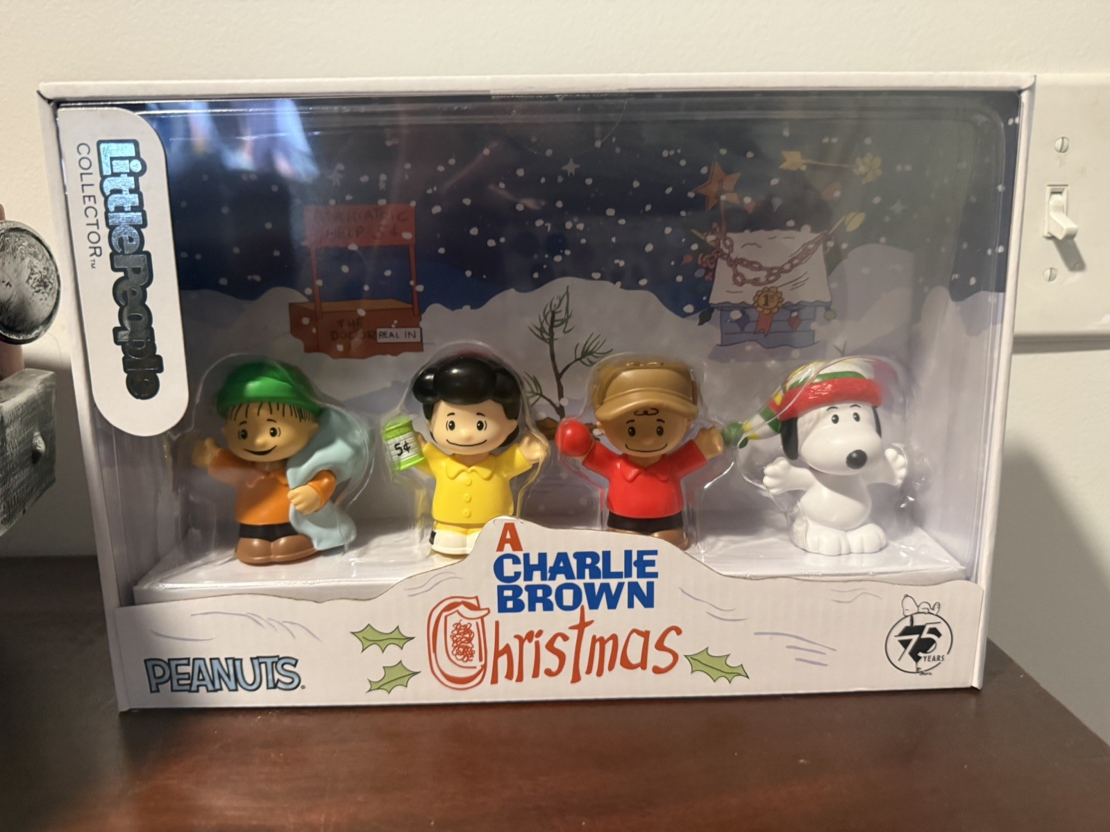 Купить IN HAND Fisher Price Little People A Charlie Brown Christmas Set ...