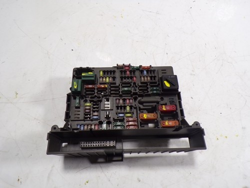 61149119445 BOÎTES À FUSIBLES POUR BMW SERIE 1 BERLINA E81/E87 120D 1 ...
