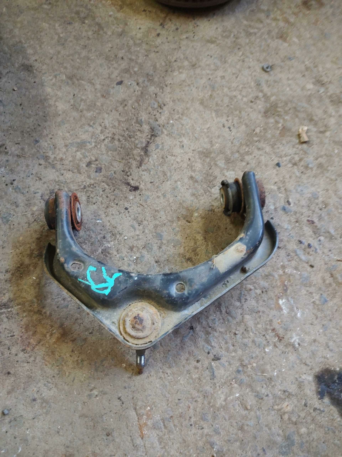 2006 - 2010 Ford Explorer Mountaineer Front Upper Control Arm RH OEM ...