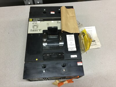 Circuit Breakers - 3 Pole 1000 Amp