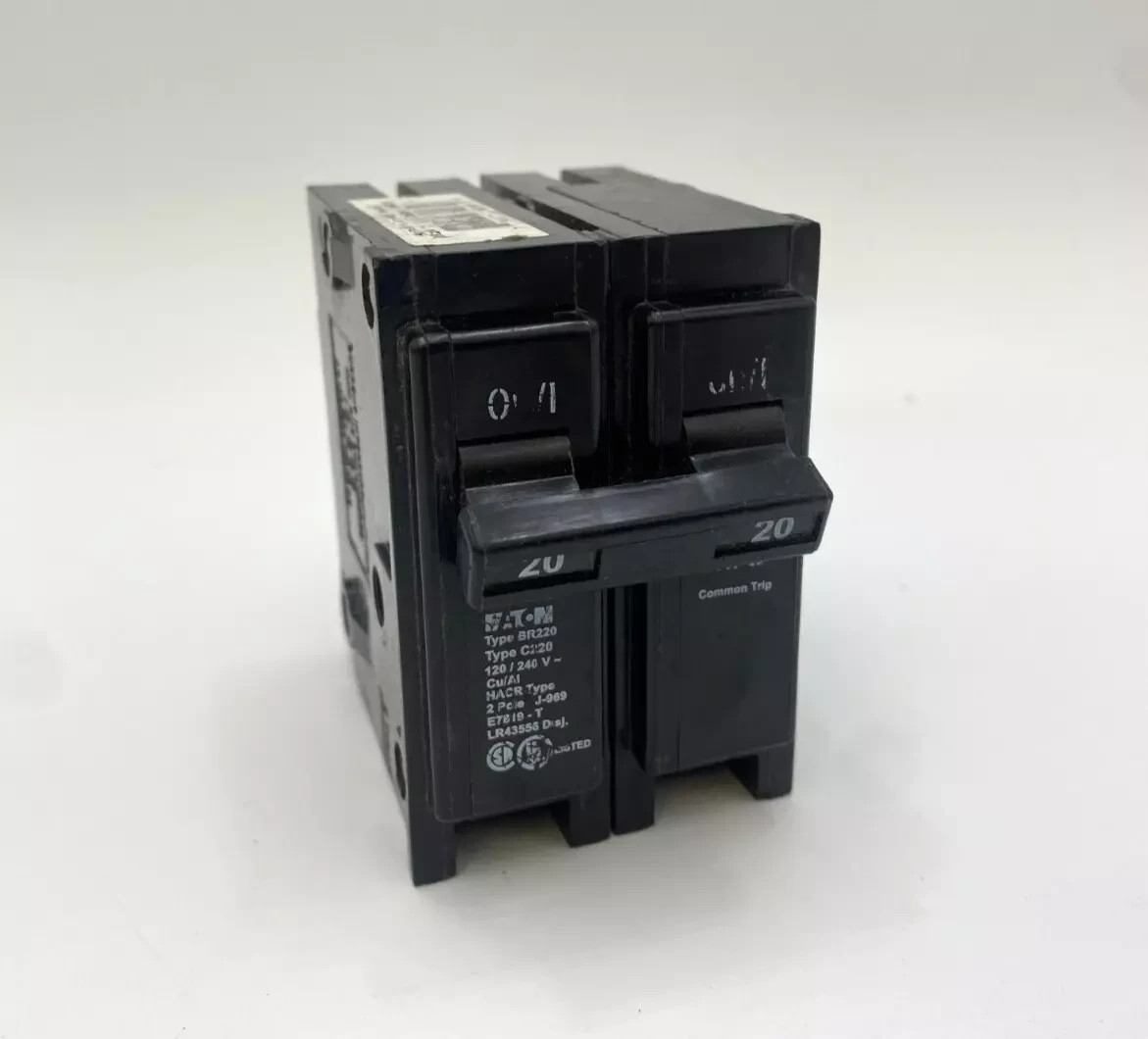Eaton Cutler Hammer BR220 20 Amp 2 Pole 120 240V AC C220 - Black (BR220 ...