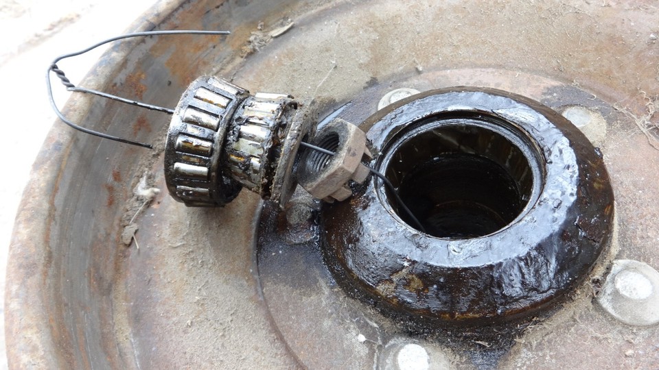 1928 1931 Model A Ford FRONT BRAKE DRUMS / HUBS Original pair 1929 1930 ...