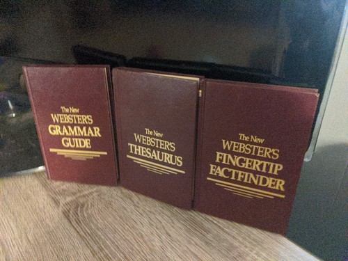 Webster's Fingertip Factfinder & Grammar Guide & Thesaurus Book Set | eBay