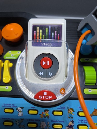 VTech KidiJamz Interactive Music Studio Keyboard, Microphone, Portable ...