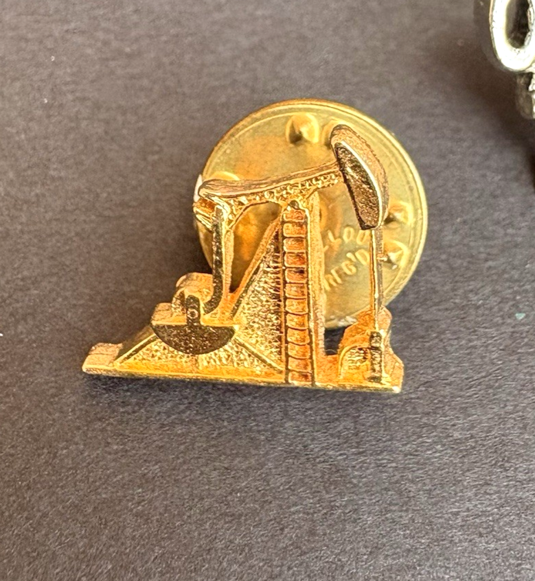 Vintage Lot of 3 Oil Field Trash Oil Derrick Well Pump Lapel Pinback ...