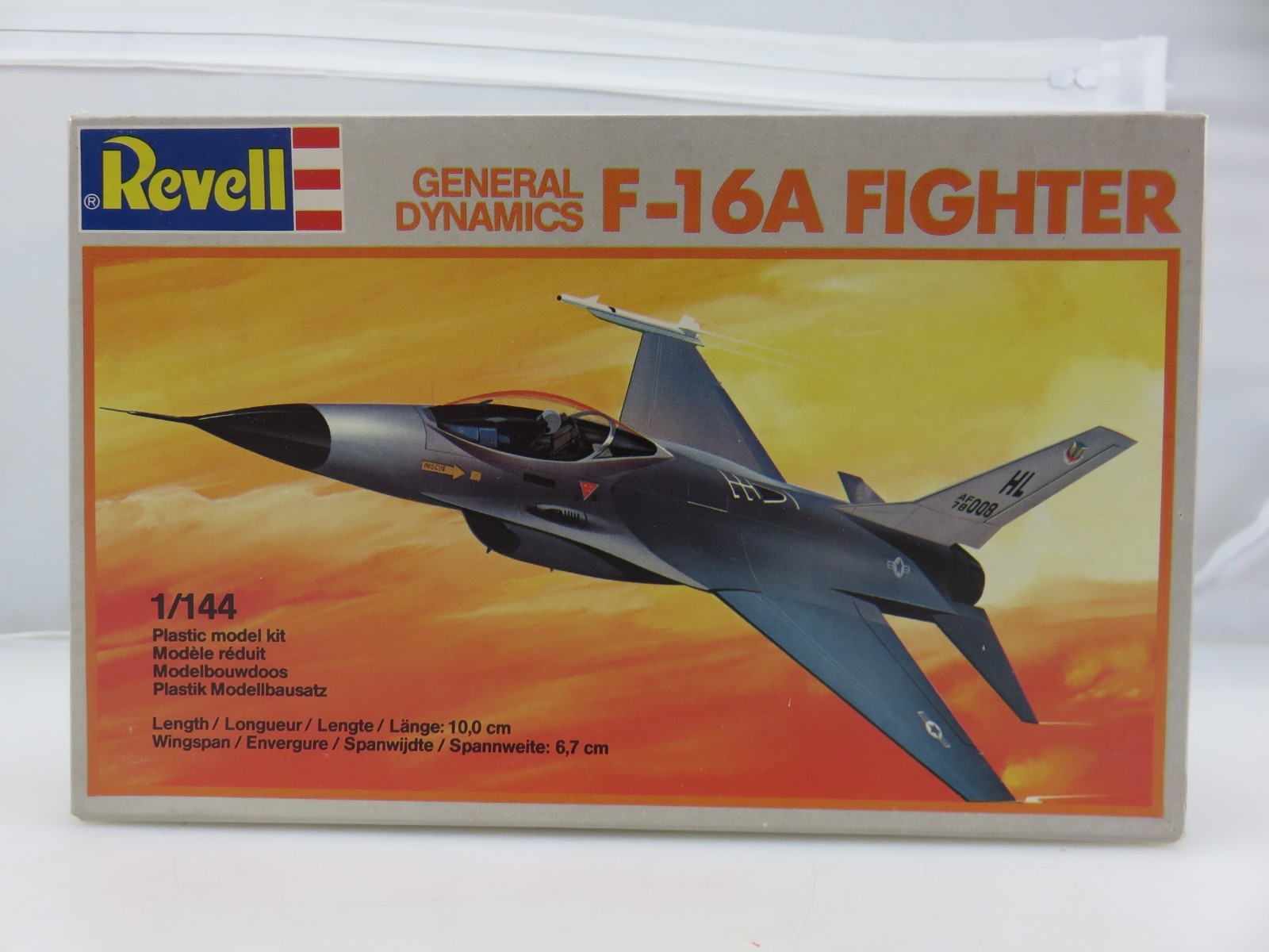 Revell General Dynamics F-16A FIGHTER 1/144 Scale Plastic Model Kit ...