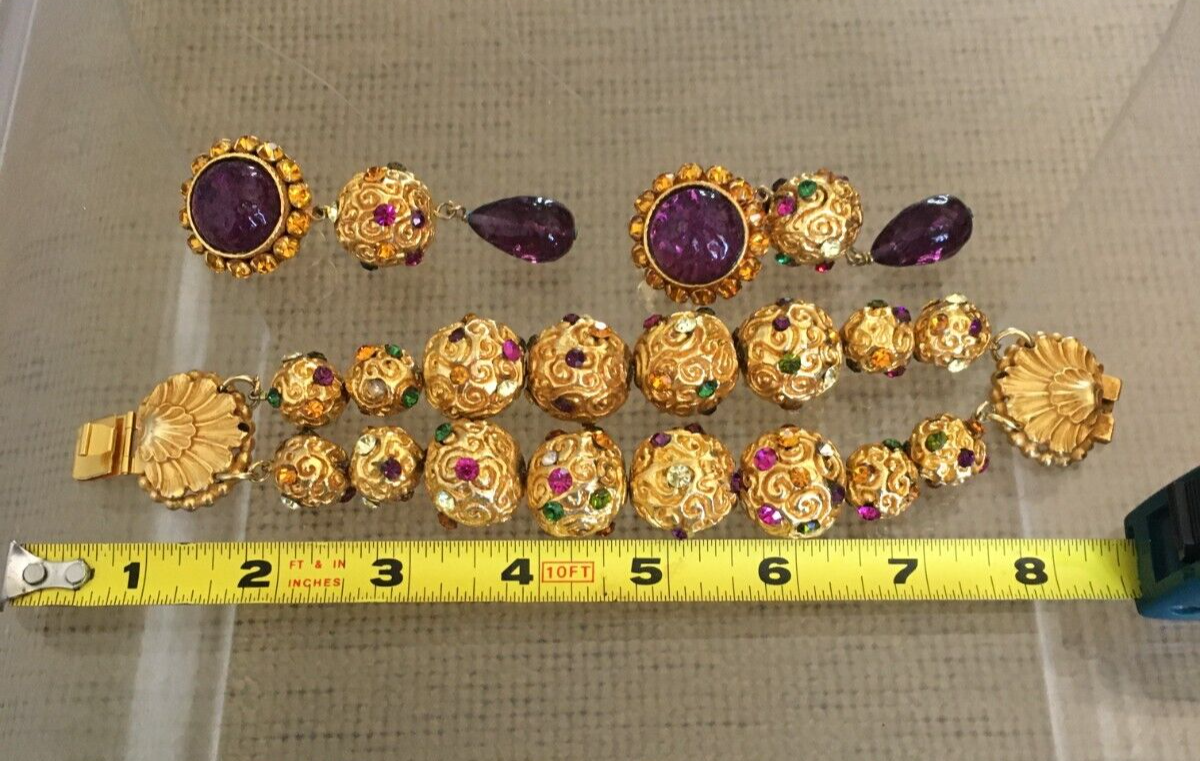 DOMINIQUE AURIENTIS PARIS NAKSHI BALL GEM GRIPOIX GLASS SHELL BRACELET ...