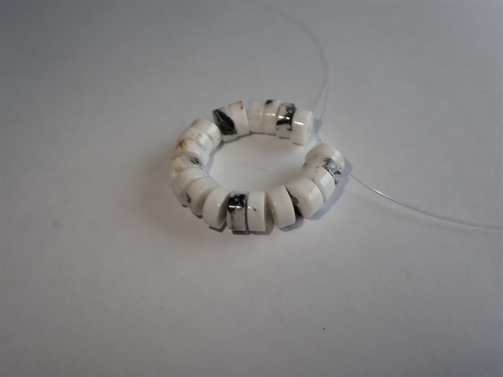 Rare White Buffalo (Tonopah) Disc Shaped Beads - 6x2.5-3mm - 20 Beads ...