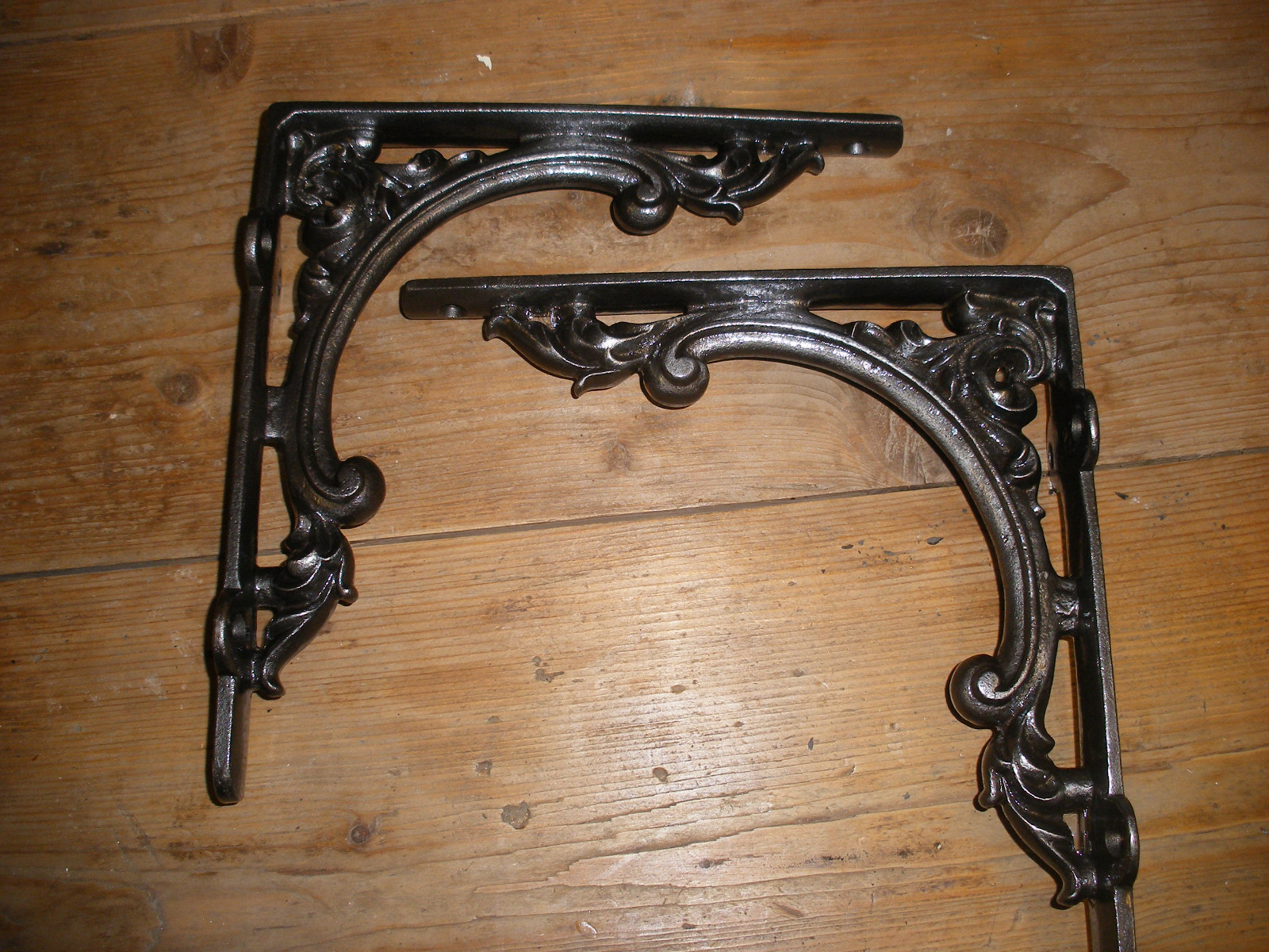 Antique style cast iron wall / shelf brackets | eBay