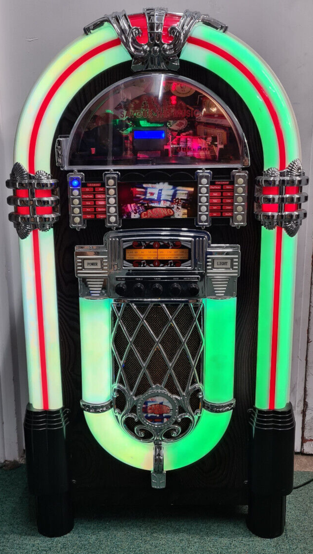 Stunning Free Standing Retro Style Jukebox CD Player, USB Radio with ...
