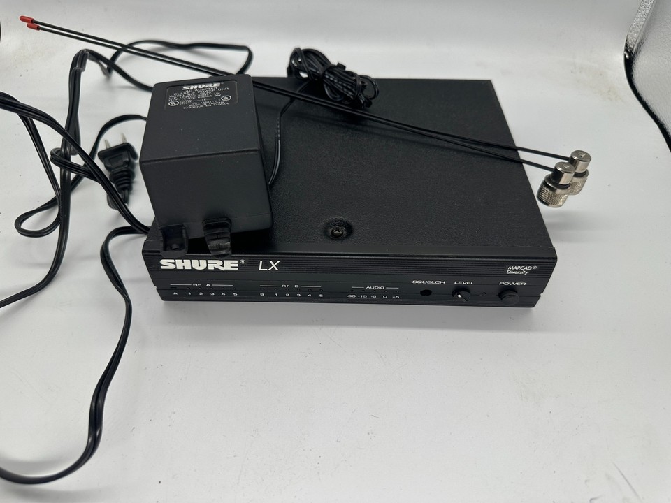 Shure LX4 Wireless Receiver With 2 Antennas and power supply | eBay