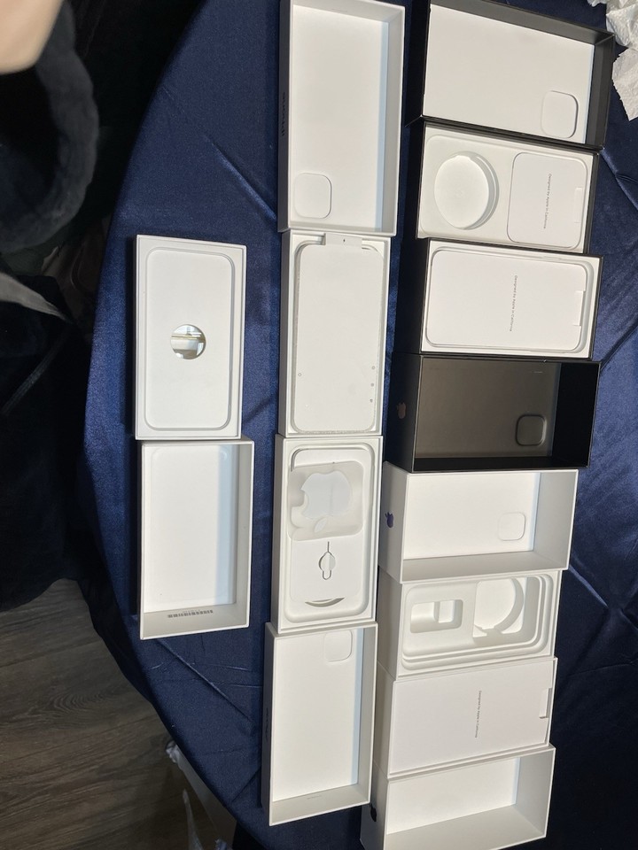 Lot Of Apple iPhone Boxes I Phone 11 iPhone 13 iPhone 12 XS iPhone 5s ...