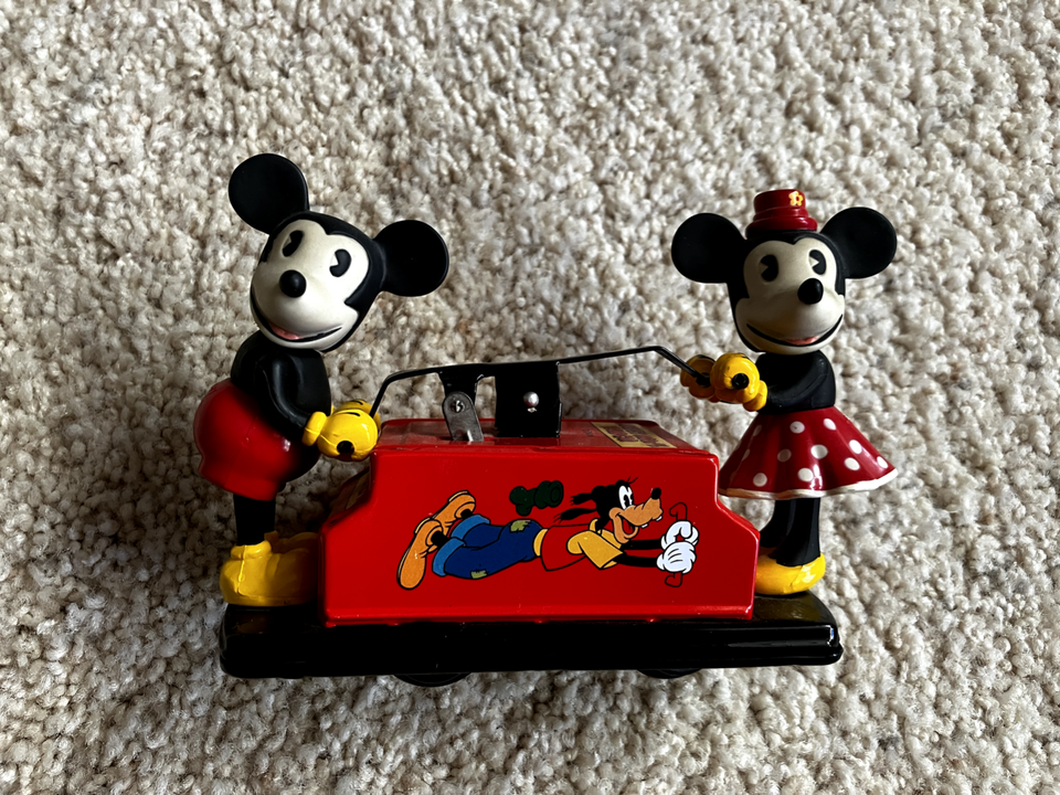 TOY - DISNEY Mickey Minnie Mouse wind-up handcar | eBay