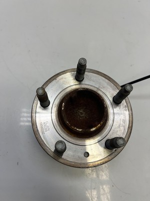 Rear Wheel Bearing and Hub Assembly Chevy GM Sonic Trax Encore OEM ...