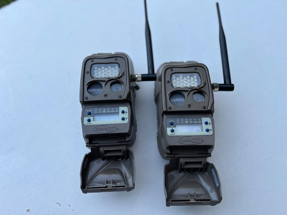 Lot of 2 Cuddeback Cuddelink Silver Series J-Dx4 20 MP Trail Cameras | eBay