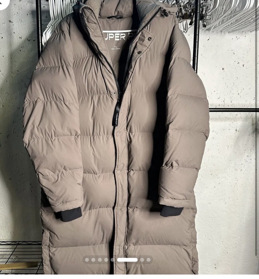 Aritzia The Super Puff Long Hooded Quilted Down Puffer Jacket Taupe XL ...