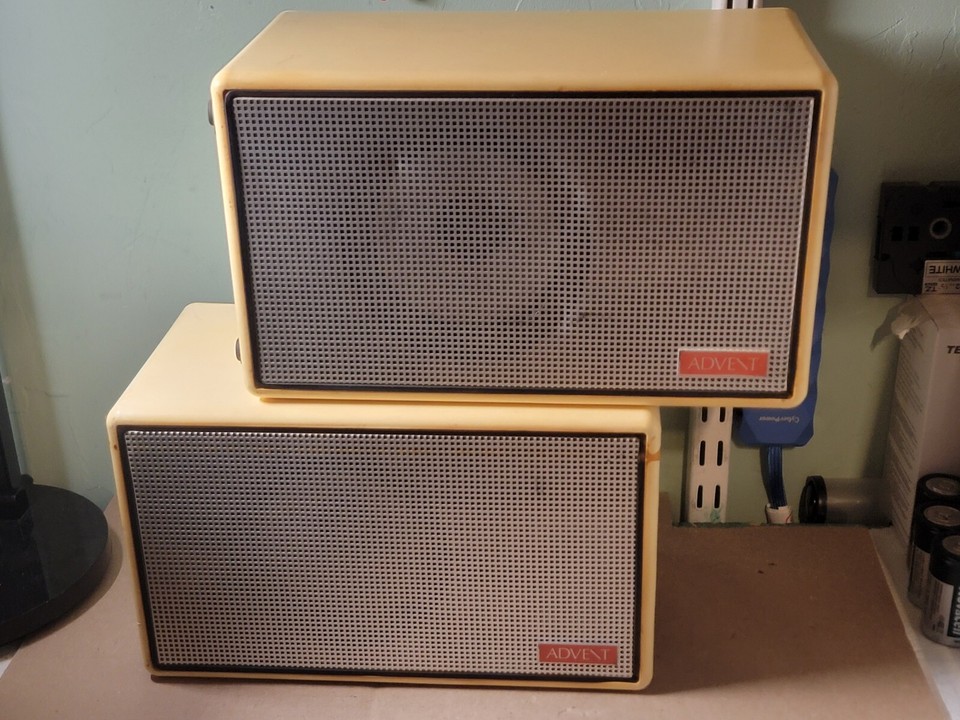 Vintage ADVENT Model 400 Acoustic Suspension Speaker System Set of 2 w ...