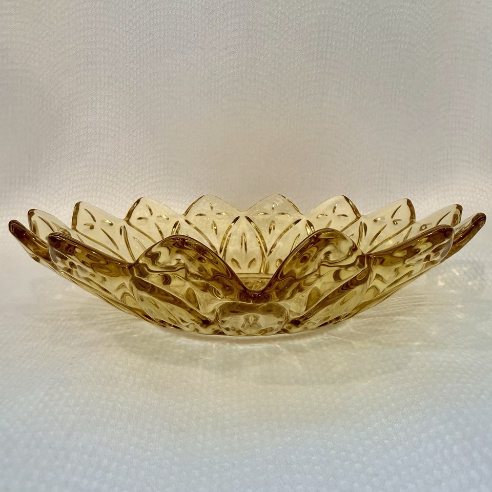 Vintage 50s Federal Glass Petal Pattern Bowl Amber Yellow 8.5” UV ...