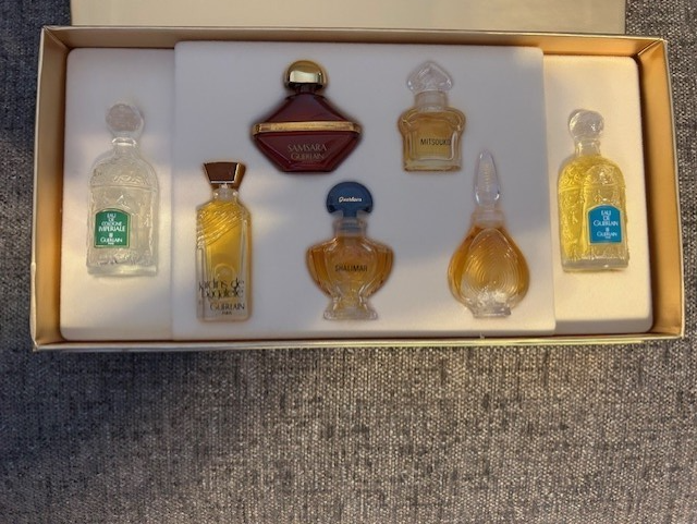 Vintage GUERLAIN Paris Miniature FRAGRANCE Masterpieces Set | eBay