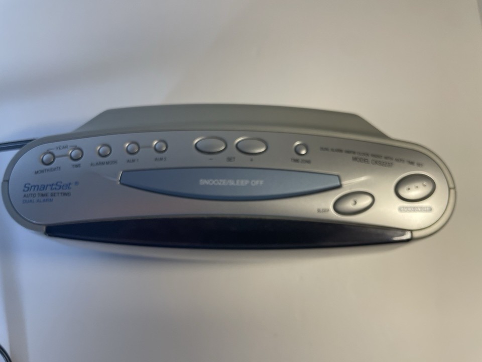 Emerson Research SmartSet Dual Alarm Clock AM/FM Radio Tested + Working ...
