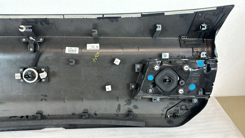 Genesis GV80 Rear Tail Finish Panel 2021-2022 ⭐GENUINE⭐ 87311T6000 ...