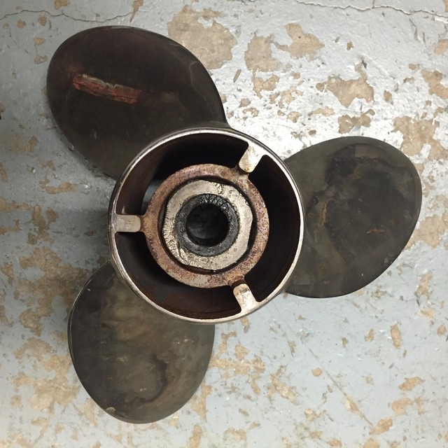Mercury Mirage Plus 48-13705 23p LH Counter Prop Propeller for sale ...