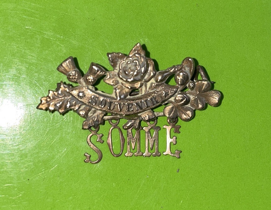 Ancienne petite broche FIX palme « souvenir de la Somme » Trèfles Rose ...