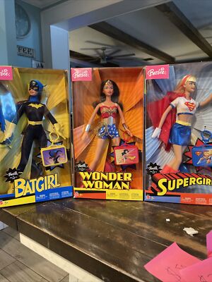 NRFB 2003 Super Girl. Wonder Woman. Bat Girl. Barbie Doll Set. | eBay