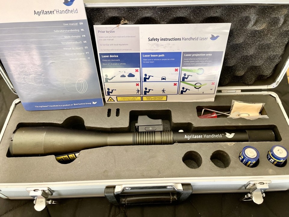 AGRILASER HANDHELD 500 LASER BIRD DETERANT | eBay