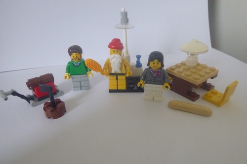 Lego City Minifigures CTY0194, CTY0195 & HOL010 + parts from Advent set ...
