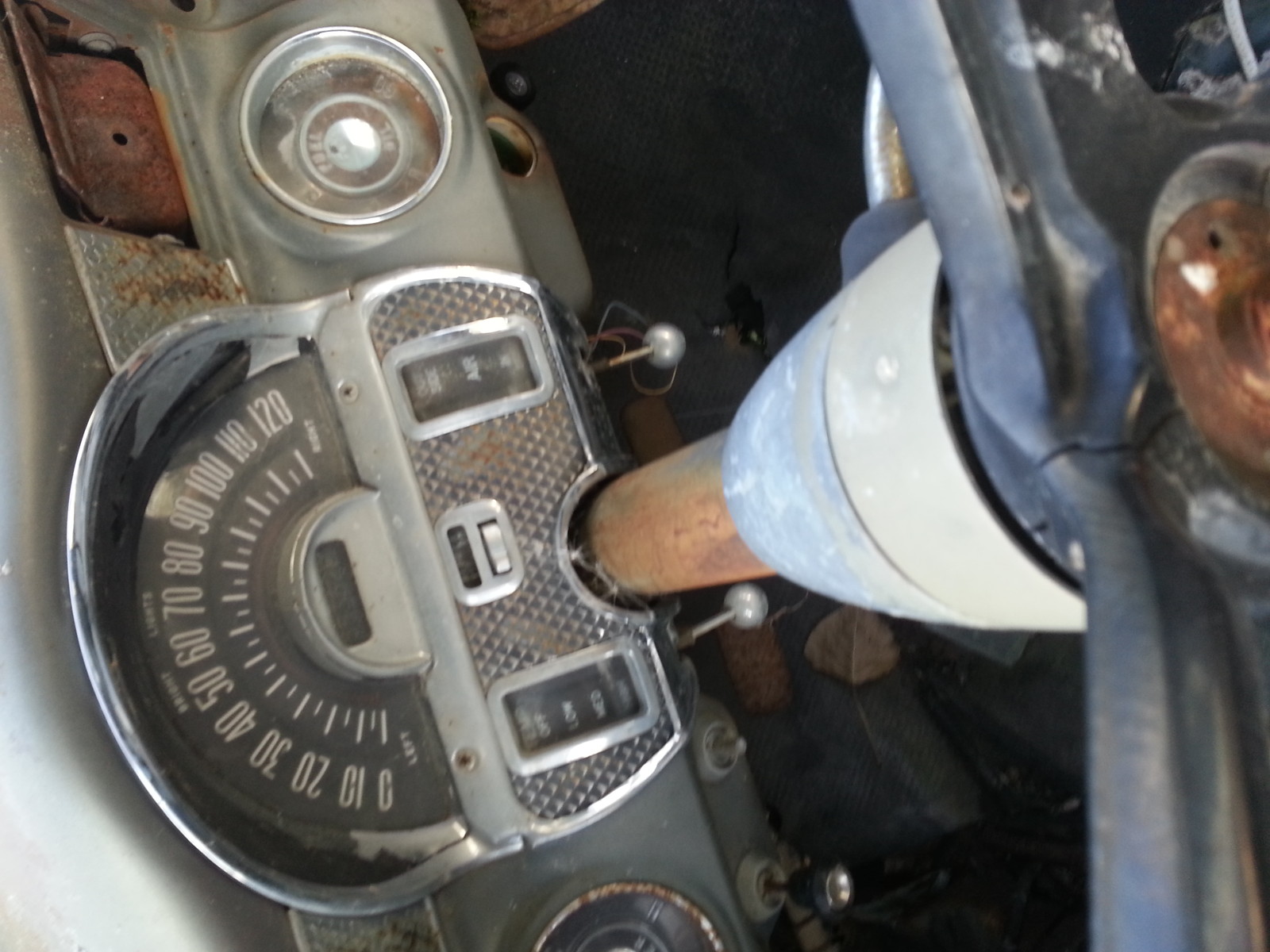 🔥 1955 55 PONTIAC 4dr sdn...PARTING OUT-this auction is for 1 Lug Nut ...