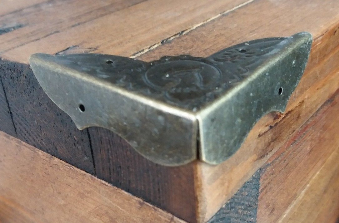 Pk of 4 Metal case corners ornate aged antique finish 52mm over ...